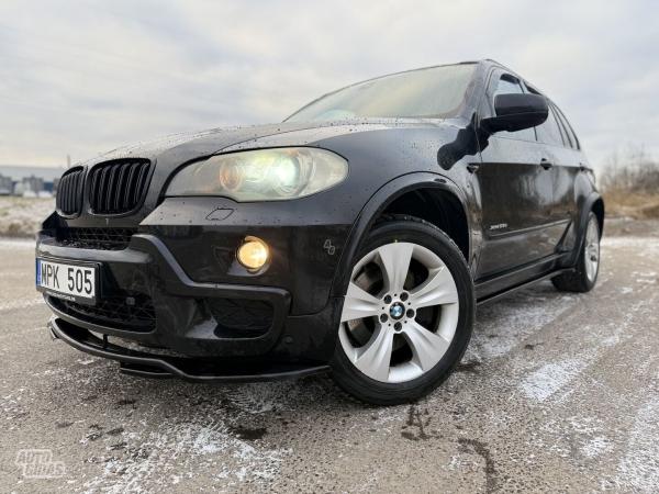 Black BMW X5 2008 in Vilnius, with an engine capacity of 3.00 L and mileage of 436 thousand km for 7500 €, photo 1 on AUTOMOTO.COM.LV
