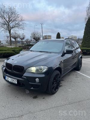 Melns BMW X5 2008 Rīga, ar dzinēja tilpumu 3.00 L un nobraukumu 424 tūkst. km par 10700 €, foto 2 vietnē AUTOMOTO.COM.LV