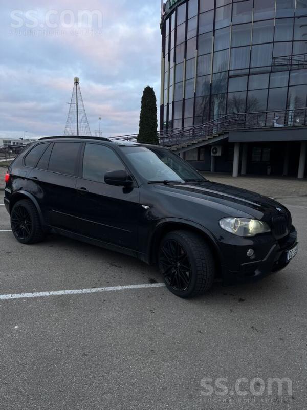 Melns BMW X5 2008 Rīga, ar dzinēja tilpumu 3.00 L un nobraukumu 424 tūkst. km par 11000 €, foto 3 vietnē AUTOMOTO.COM.LV