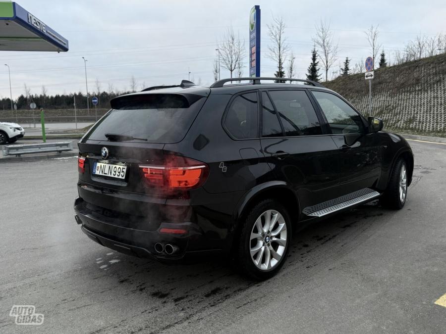 Melns BMW X5 2008 Viļņa, ar dzinēja tilpumu 3.00 L un nobraukumu 302 tūkst. km par 7600 €, foto 3 vietnē AUTOMOTO.COM.LV