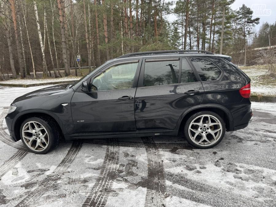 Melns BMW X5 2008 Viļņa, ar dzinēja tilpumu 3.00 L un nobraukumu 205 tūkst. km par 6500 €, foto 6 vietnē AUTOMOTO.COM.LV