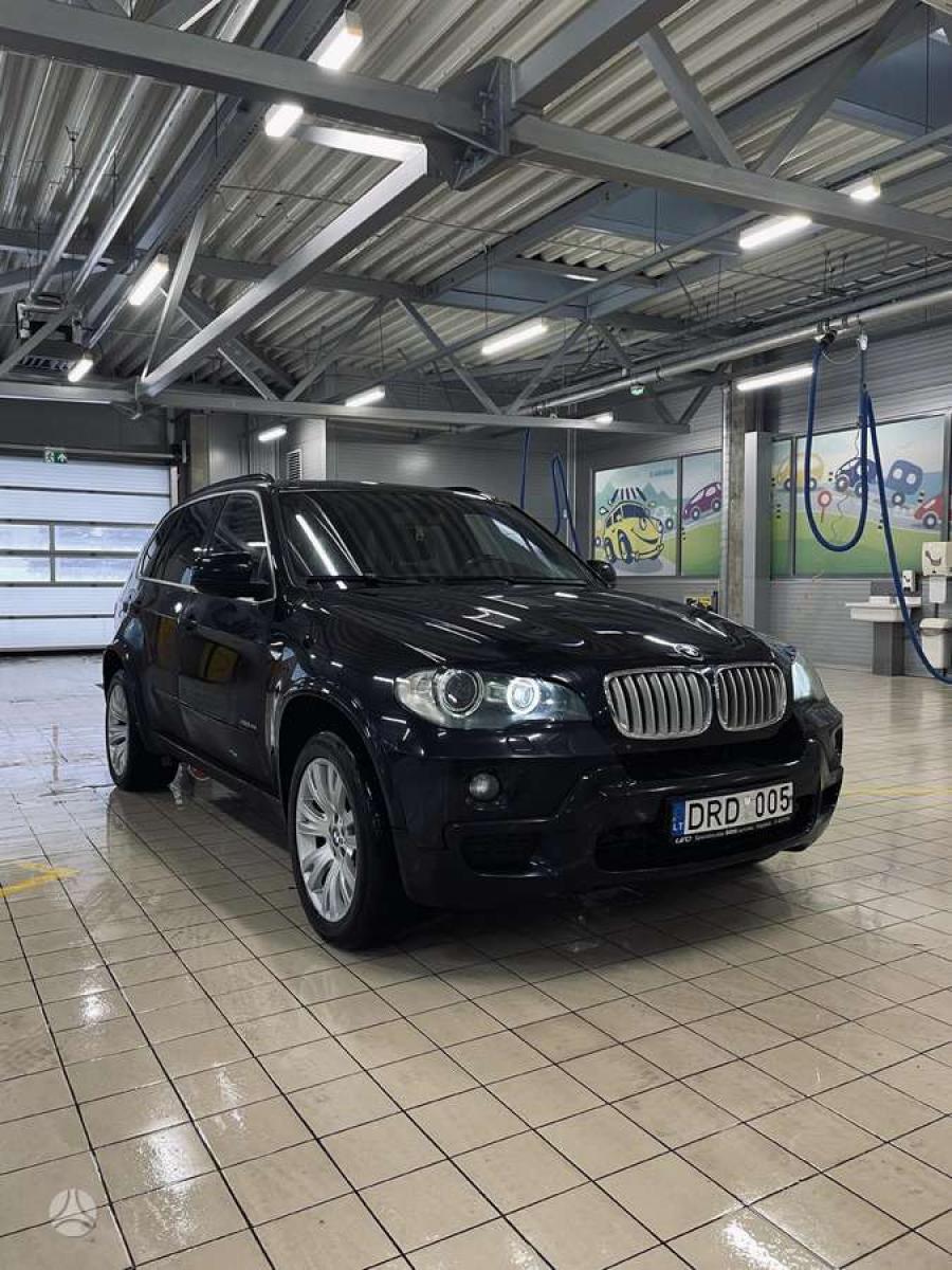 Melns BMW X5 2008 Viļņa, ar dzinēja tilpumu 0.00 L un nobraukumu 310 tūkst. km par 8650 €, foto 1 vietnē AUTOMOTO.COM.LV