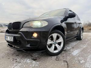 Melns BMW X5 2008 Viļņa, ar dzinēja tilpumu 2.99 L un nobraukumu 436 tūkst. km par 7750 €, foto  vietnē AUTOMOTO.COM.LV