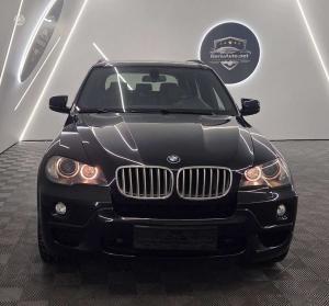 Black BMW X5 2008 in Marijampole, with an engine capacity of 2.99 L and mileage of 214 thousand km for 10999 €, photo 33 on AUTOMOTO.COM.LV