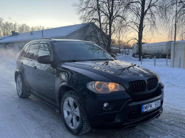 Black BMW X5 2008 in Trakai, with an engine capacity of 2.99 L and mileage of 430 thousand km for 7250 €, photo 3 on AUTOMOTO.COM.LV