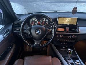 Black BMW X5 2008 in Trakai, with an engine capacity of 2.99 L and mileage of 430 thousand km for 7250 €, photo 14 on AUTOMOTO.COM.LV