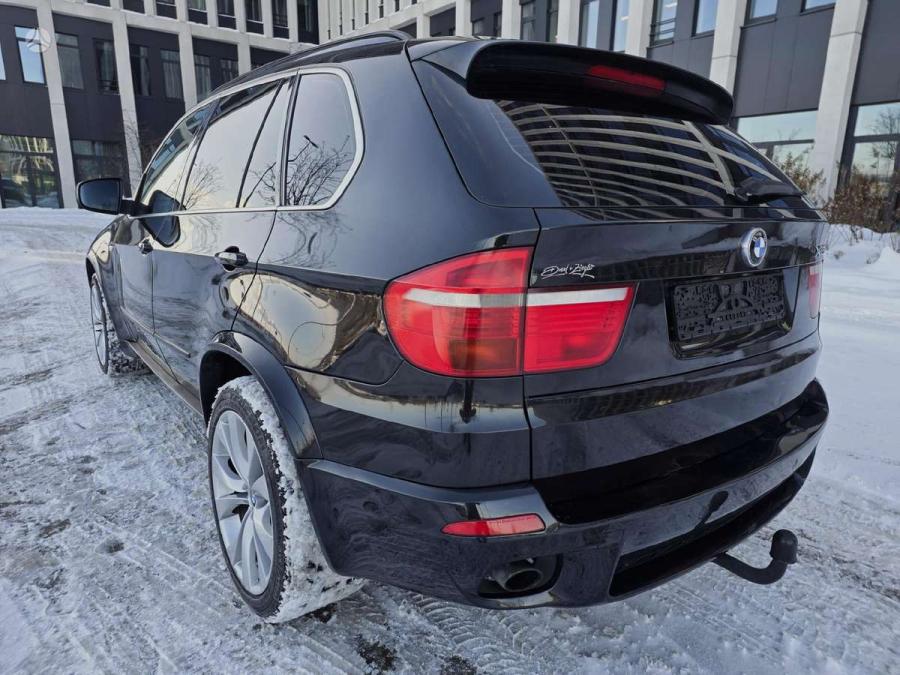 Melns BMW X5 2008 Viļņa, ar dzinēja tilpumu 2.99 L un nobraukumu 324 tūkst. km par 9200 €, foto 7 vietnē AUTOMOTO.COM.LV