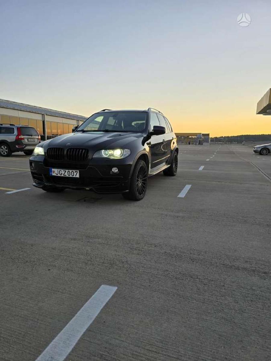 Melns BMW X5 2008 Šilalė, ar dzinēja tilpumu 2.99 L un nobraukumu 333 tūkst. km par 8900 €, foto 2 vietnē AUTOMOTO.COM.LV