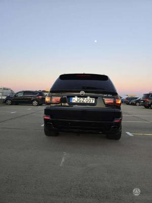 Melns BMW X5 2008 Šilalė, ar dzinēja tilpumu 2.99 L un nobraukumu 333 tūkst. km par 8900 €, foto 5 vietnē AUTOMOTO.COM.LV