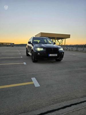 Melns BMW X5 2008 Šilalė, ar dzinēja tilpumu 2.99 L un nobraukumu 333 tūkst. km par 8900 €, foto 6 vietnē AUTOMOTO.COM.LV