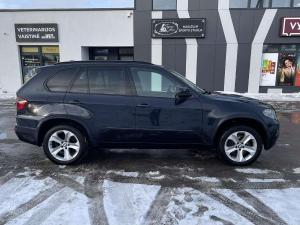 Melns BMW X5 2008 Kauņa, ar dzinēja tilpumu 2.99 L un nobraukumu 318 tūkst. km par 7950 €, foto 5 vietnē AUTOMOTO.COM.LV