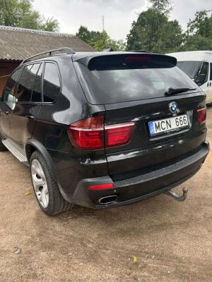 Black BMW X5 2008 in Rokiskis, with an engine capacity of 2.99 L and mileage of 578 thousand km for 6800 €, photo 3 on AUTOMOTO.COM.LV