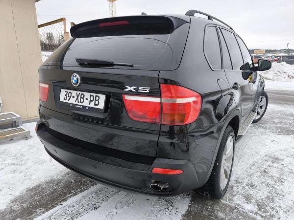 Melns BMW X5 2008 Viļņa, ar dzinēja tilpumu 2.99 L un nobraukumu 254 tūkst. km par 8950 €, foto 5 vietnē AUTOMOTO.COM.LV