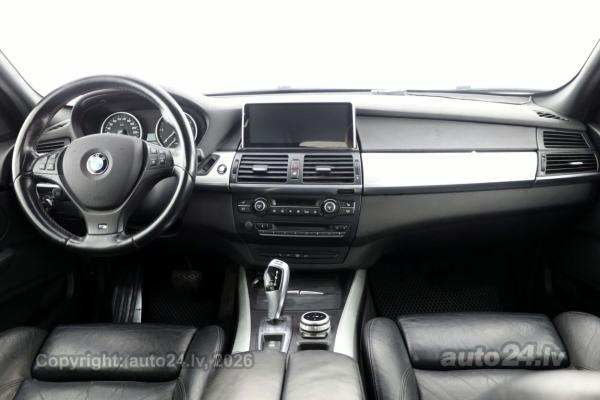 Black BMW X5 2008 in Tallinn, with an engine capacity of 3.00 L and mileage of 293 thousand km for 7499 €, photo 5 on AUTOMOTO.COM.LV