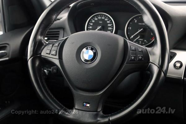 Melns BMW X5 2008 Tallina, ar dzinēja tilpumu 3.00 L un nobraukumu 293 tūkst. km par 7499 €, foto 11 vietnē AUTOMOTO.COM.LV