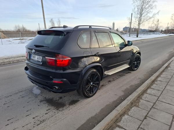 Black BMW X5 2008 in Siauliai, with an engine capacity of 3.00 L and mileage of 519 thousand km for 7400 €, photo 5 on AUTOMOTO.COM.LV