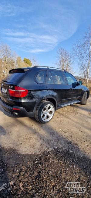 Melns BMW X5 2008 Kauņa, ar dzinēja tilpumu 3.00 L un nobraukumu 437 tūkst. km par 4900 €, foto 5 vietnē AUTOMOTO.COM.LV