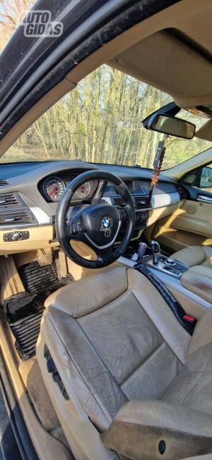 Melns BMW X5 2008 Kauņa, ar dzinēja tilpumu 3.00 L un nobraukumu 437 tūkst. km par 4900 €, foto 7 vietnē AUTOMOTO.COM.LV
