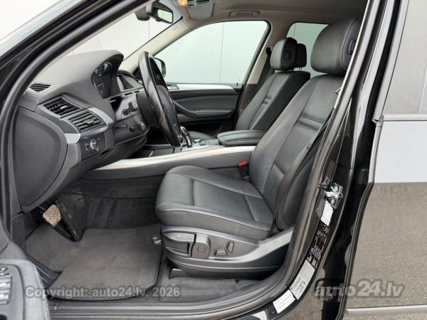 Black BMW X5 2008 in Tartu, with an engine capacity of 3.00 L and mileage of 262 thousand km for 9499 €, photo 7 on AUTOMOTO.COM.LV
