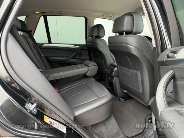 Melns BMW X5 2008 Tartu, ar dzinēja tilpumu 3.00 L un nobraukumu 262 tūkst. km par 9499 €, foto 11 vietnē AUTOMOTO.COM.LV