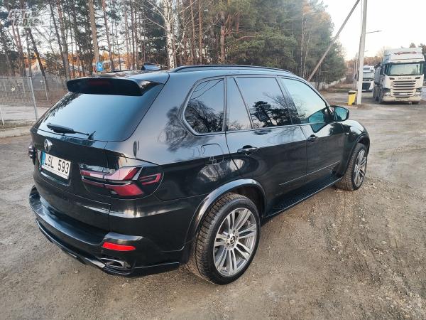 Melns BMW X5 2008 Viļņa, ar dzinēja tilpumu 4.80 L un nobraukumu 317 tūkst. km par 5600 €, foto 5 vietnē AUTOMOTO.COM.LV
