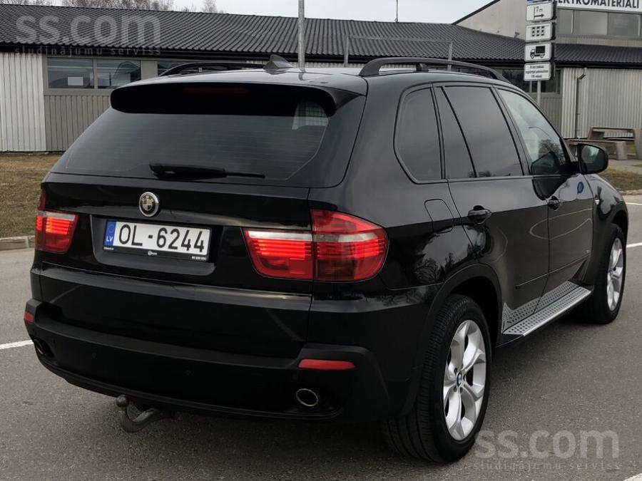 Black BMW X5 2008 in Cesis, with an engine capacity of 3.00 L and mileage of 0 thousand km for 9500 €, photo 3 on AUTOMOTO.COM.LV