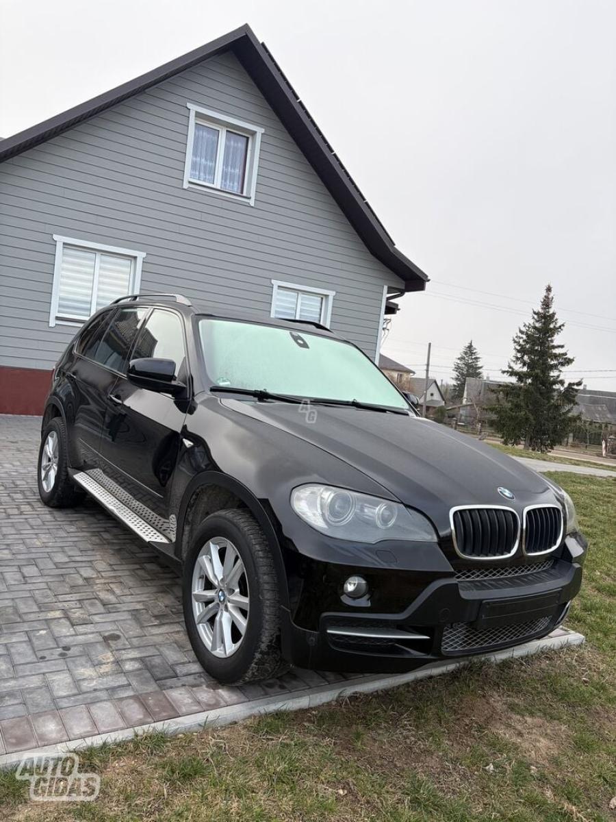 Melns BMW X5 2008 Alīta, ar dzinēja tilpumu 3.00 L un nobraukumu 332 tūkst. km par 8250 €, foto 1 vietnē AUTOMOTO.COM.LV