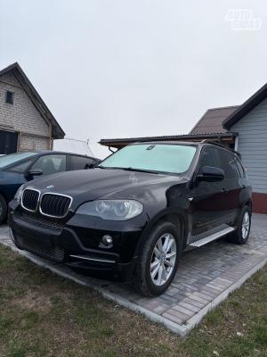 Melns BMW X5 2008 Alīta, ar dzinēja tilpumu 3.00 L un nobraukumu 332 tūkst. km par 8250 €, foto 3 vietnē AUTOMOTO.COM.LV
