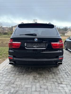 Melns BMW X5 2008 Alīta, ar dzinēja tilpumu 3.00 L un nobraukumu 332 tūkst. km par 8250 €, foto 6 vietnē AUTOMOTO.COM.LV