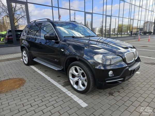 Black BMW X5 2008 in Kaunas, with an engine capacity of 3.00 L and mileage of 290 thousand km for 7900 €, photo 4 on AUTOMOTO.COM.LV