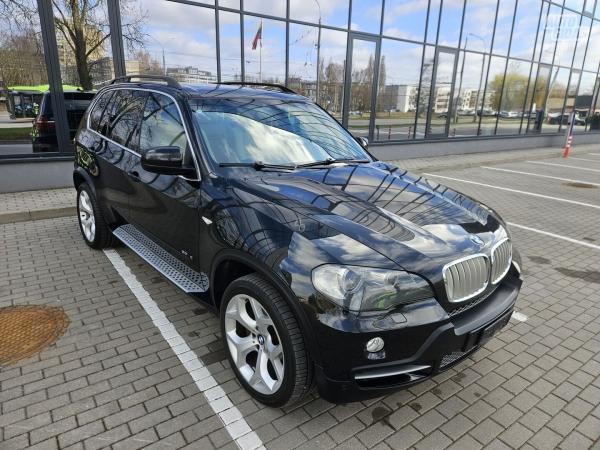 Black BMW X5 2008 in Kaunas, with an engine capacity of 3.00 L and mileage of 290 thousand km for 7900 €, photo 9 on AUTOMOTO.COM.LV