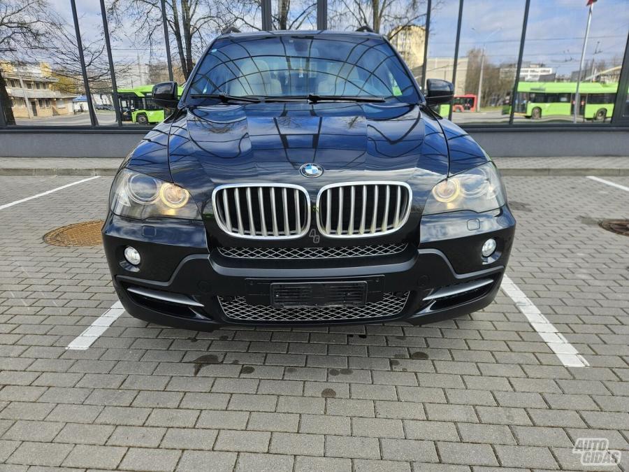 Black BMW X5 2008 in Kaunas, with an engine capacity of 3.00 L and mileage of 290 thousand km for 7900 €, photo 13 on AUTOMOTO.COM.LV