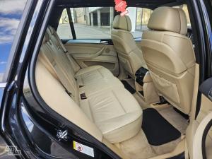 Black BMW X5 2008 in Kaunas, with an engine capacity of 3.00 L and mileage of 290 thousand km for 7900 €, photo 32 on AUTOMOTO.COM.LV
