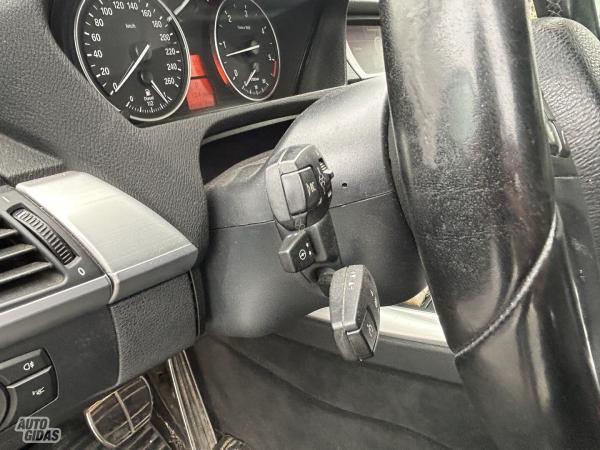 Melns BMW X5 2008 Panevēža, ar dzinēja tilpumu 3.00 L un nobraukumu 440 tūkst. km par 7700 €, foto 5 vietnē AUTOMOTO.COM.LV