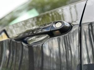 Black BMW X5 2008 in Vilnius, with an engine capacity of 3.00 L and mileage of 253 thousand km for 7299 €, photo 15 on AUTOMOTO.COM.LV