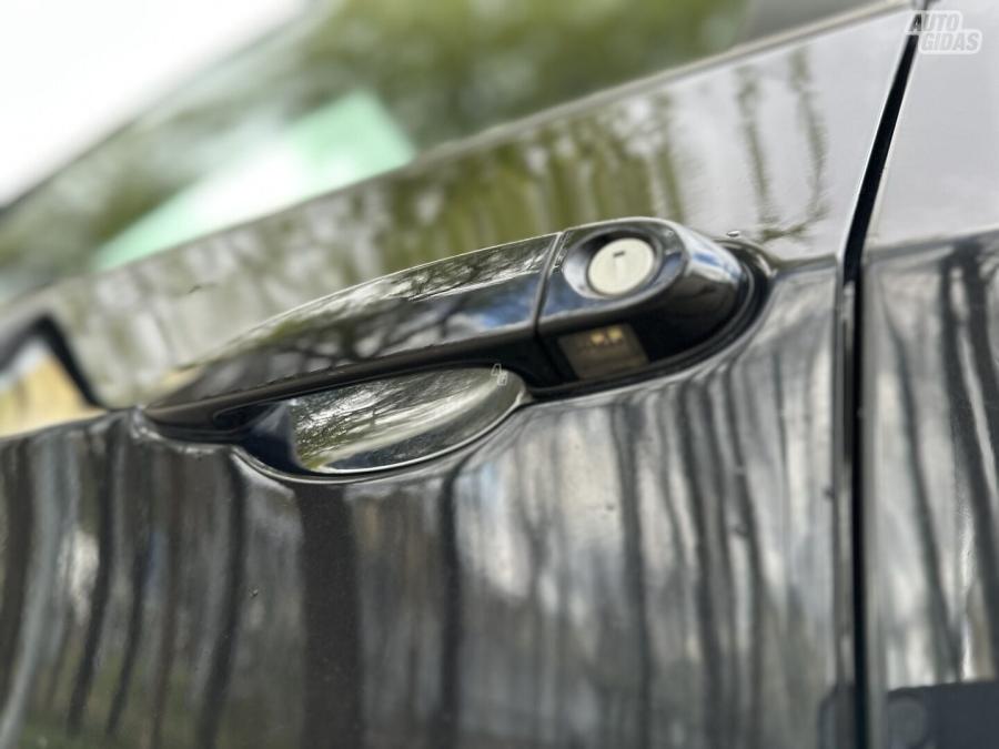 Black BMW X5 2008 in Vilnius, with an engine capacity of 3.00 L and mileage of 253 thousand km for 7299 €, photo 15 on AUTOMOTO.COM.LV