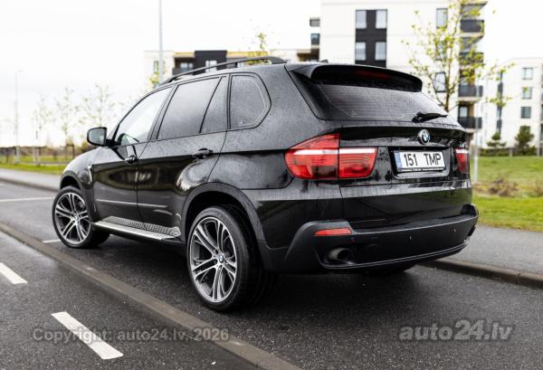 Melns BMW X5 2008 Tallina, ar dzinēja tilpumu 3.00 L un nobraukumu 415 tūkst. km par 7599 €, foto 4 vietnē AUTOMOTO.COM.LV