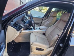 Black BMW X5 2008 in Kaunas, with an engine capacity of 3.00 L and mileage of 300 thousand km for 6950 €, photo 21 on AUTOMOTO.COM.LV