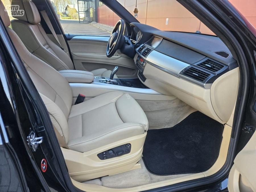 Black BMW X5 2008 in Kaunas, with an engine capacity of 3.00 L and mileage of 300 thousand km for 6950 €, photo 24 on AUTOMOTO.COM.LV