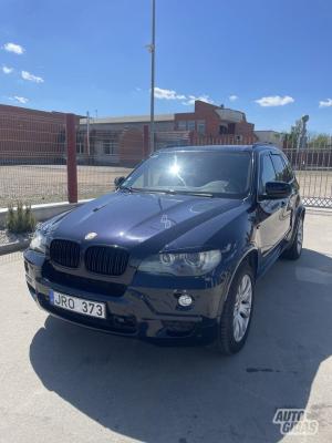Black BMW X5 2008 in Radviliskis, with an engine capacity of 3.00 L and mileage of 331 thousand km for 9999 €, photo  on AUTOMOTO.COM.LV