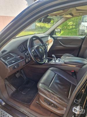 Melns BMW X5 2008 Pabradė, ar dzinēja tilpumu 3.00 L un nobraukumu 210 tūkst. km par 5800 €, foto 6 vietnē AUTOMOTO.COM.LV