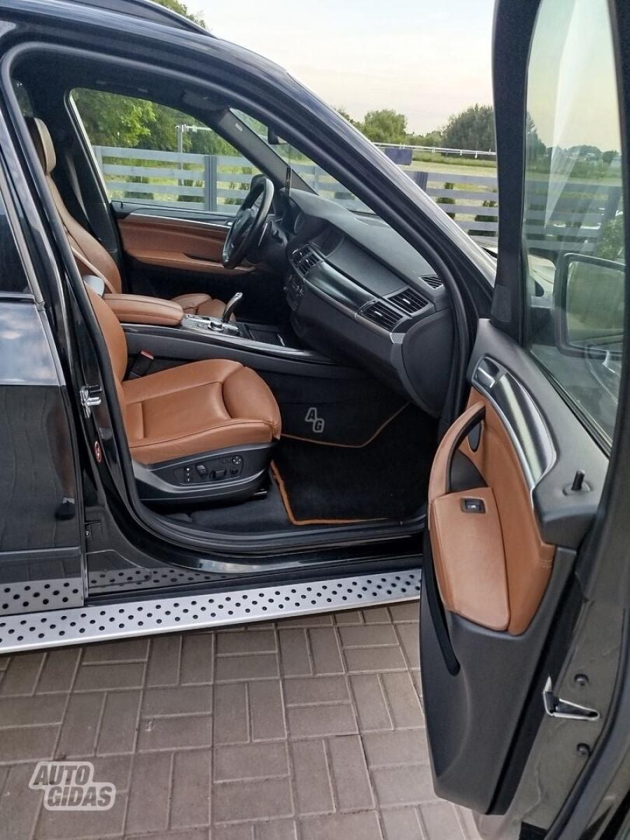 Melns BMW X5 2008 Raseiniai, ar dzinēja tilpumu 3.00 L un nobraukumu 331 tūkst. km par 9000 €, foto 11 vietnē AUTOMOTO.COM.LV