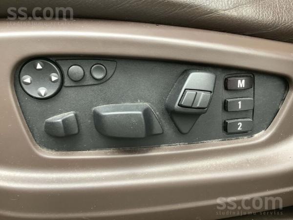 Черный БМВ Х5 2008 в Рига, объемом двигателя 3.00 л и пробегом 292 тыс. км за 7950 €, фото 8 на AUTOMOTO.COM.LV