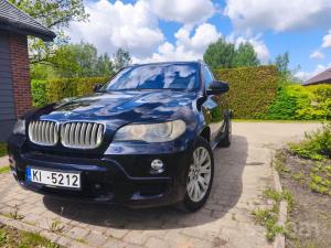 Black BMW X5 2008 in Riga, with an engine capacity of 3.00 L and mileage of 375 thousand km for 8400 €, photo  on AUTOMOTO.COM.LV