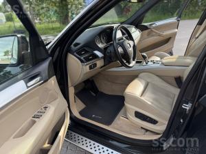 Melns BMW X5 2008 Rīga, ar dzinēja tilpumu 3.00 L un nobraukumu 0 tūkst. km par 10900 €, foto 16 vietnē AUTOMOTO.COM.LV