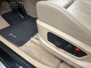 Melns BMW X5 2008 Rīga, ar dzinēja tilpumu 3.00 L un nobraukumu 0 tūkst. km par 10900 €, foto 20 vietnē AUTOMOTO.COM.LV