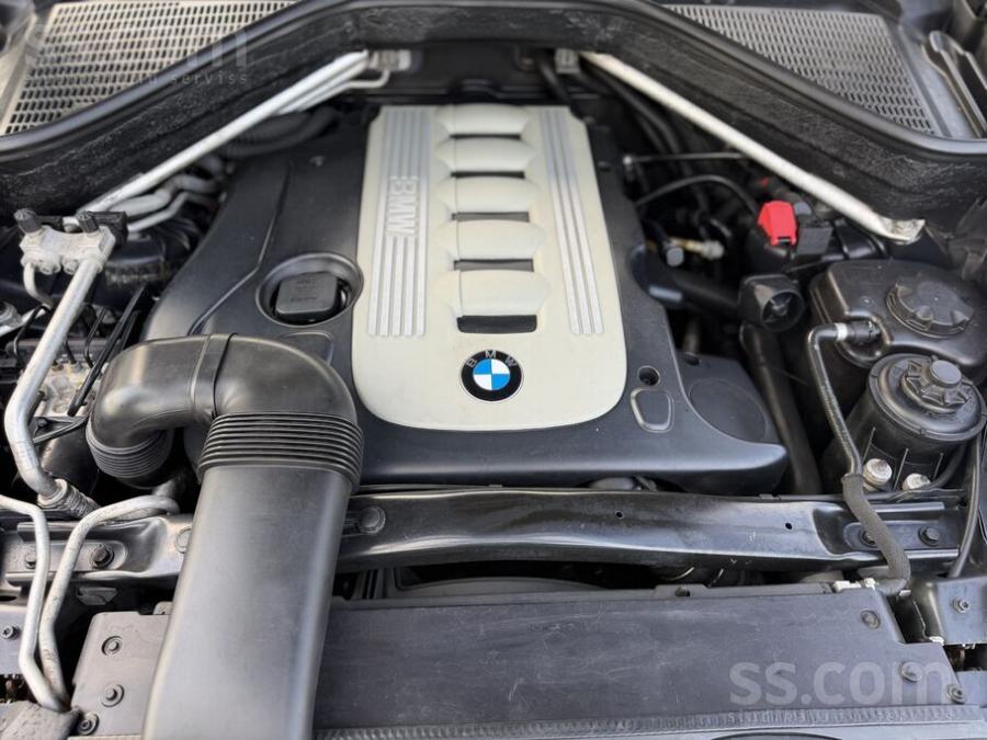 Melns BMW X5 2008 Rīga, ar dzinēja tilpumu 3.00 L un nobraukumu 0 tūkst. km par 10900 €, foto 28 vietnē AUTOMOTO.COM.LV