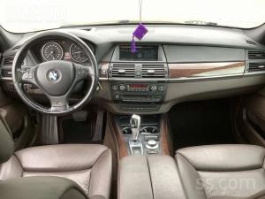 Melns BMW X5 2008 Rīga, ar dzinēja tilpumu 3.00 L un nobraukumu 292 tūkst. km par 8500 €, foto 6 vietnē AUTOMOTO.COM.LV
