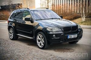 Black BMW X5 2008 in Riga, with an engine capacity of 3.00 L and mileage of 0 thousand km for 6990 €, photo 4 on AUTOMOTO.COM.LV