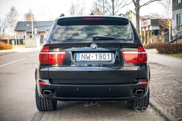 Melns BMW X5 2008 Rīga, ar dzinēja tilpumu 3.00 L un nobraukumu 0 tūkst. km par 6990 €, foto 5 vietnē AUTOMOTO.COM.LV
